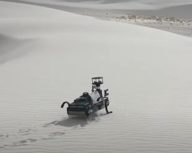 RHex / 6 Wheg Robots in Sand - Desert Media Art